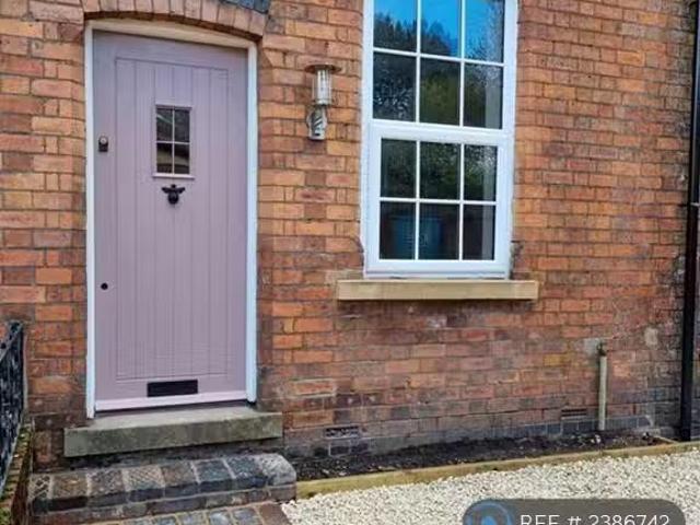 3 bedroom terraced house for rent in Church Lane, Tamworth, B79