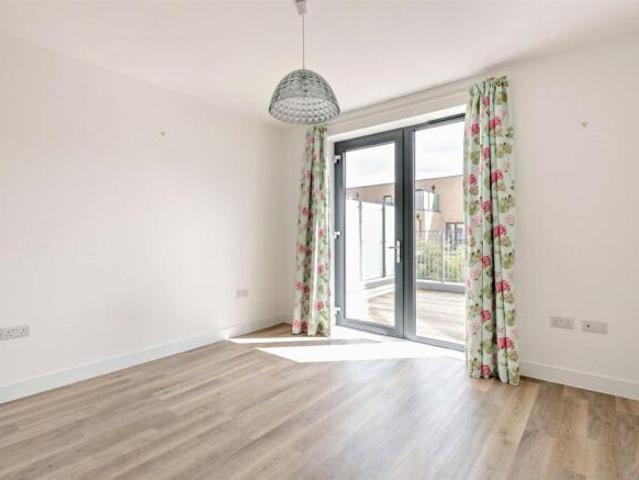3 bedroom terraced house for rent in Chalkwells Way, Trumpington, Cambridge, CB2