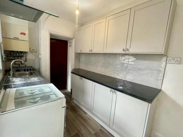 3 bedroom terraced house for rent in Charles Street, Peterborough PE1 5EP, PE1