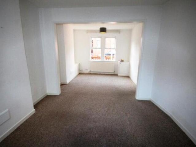 3 bedroom terraced house for rent in Chaucer Street, Kingsley, Northampton, NN2