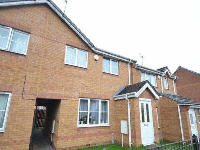 3 Bedroom Terraced House For Rent In Cheetwood, Manchester