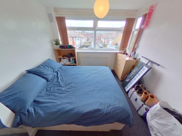 3 bedroom terraced house for rent in Chestnut Grove, Leeds, West Yorkshire, LS6