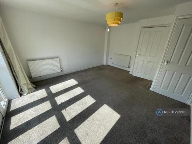 3 bedroom terraced house for rent in Cheviot Gardens, Milton Keynes, MK14