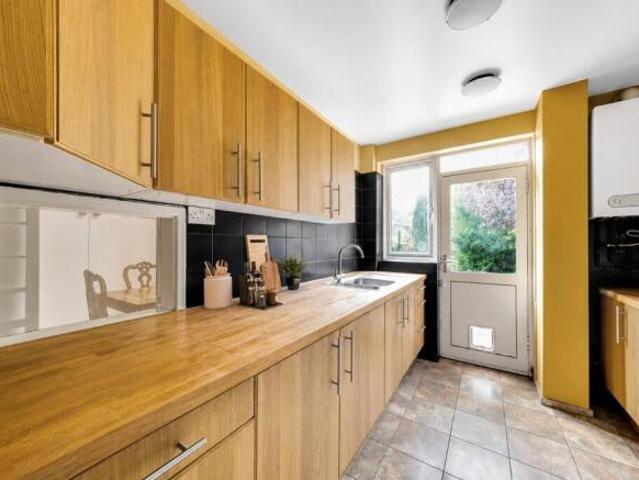 3 bedroom terraced house for rent in Clarence Avenue, London, SW4 8JF, SW4