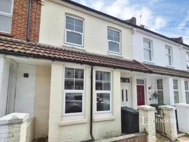 3 bedroom terraced house for rent in Clarence Road, Eastbourne.