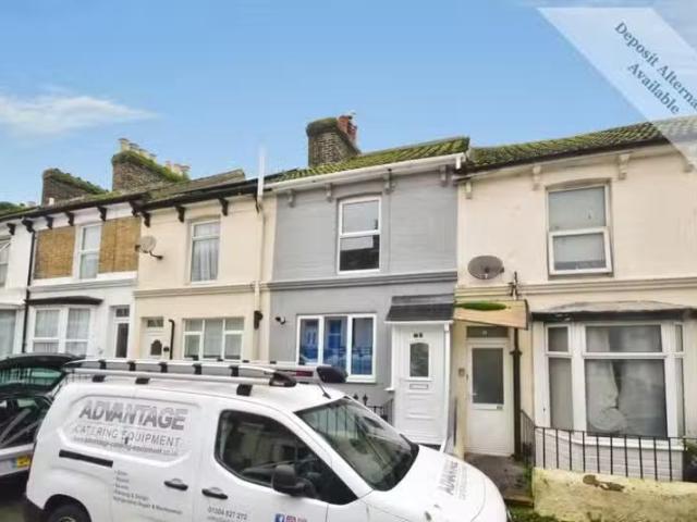 3 bedroom terraced house for rent in Clarendon Street Dover CT17