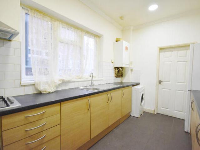 3 bedroom terraced house for rent in Clay Lane, Coventry, CV2 4LX, CV2