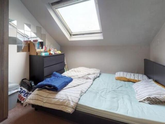 3 bedroom terraced house for rent in Cliff Mount, Woodhouse, Leeds, LS6