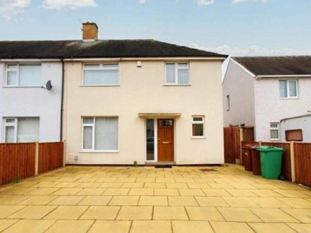 3 Bedroom Terraced House For Rent In Clifton, Nottingham