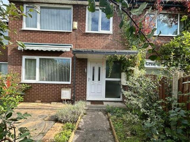 3 Bedroom Terraced House For Rent In Clifton, Preston