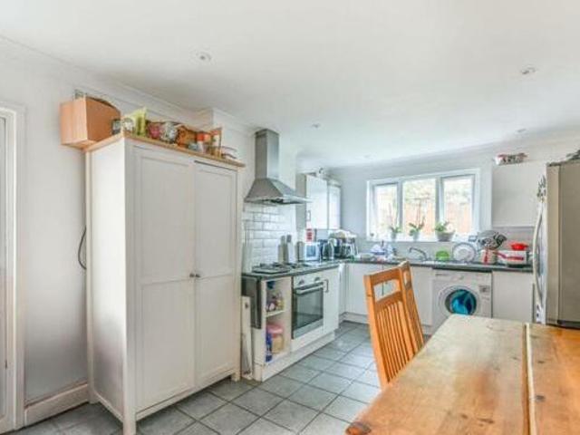 3 Bedroom Terraced House For Rent In Cr7, Thornton Heath