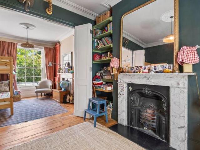 3 bedroom terraced house for rent in Culford Road, De Beauvoir, N1