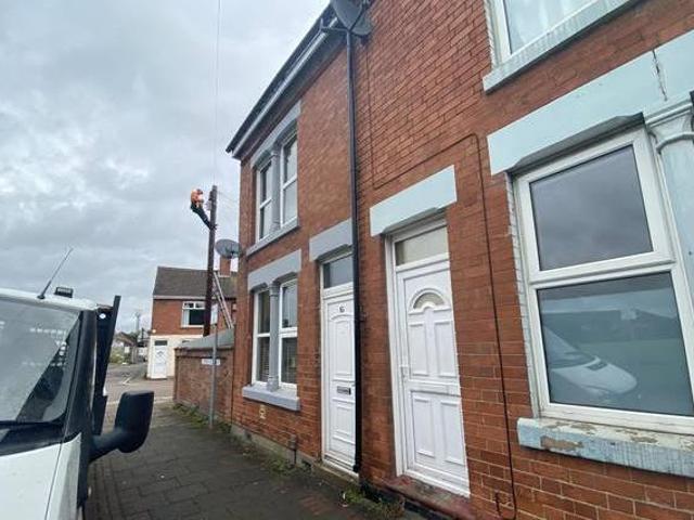 3 bedroom terraced house for rent in Cumberland Road Loughborough LE11