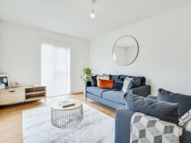 3 bedroom terraced house for rent in Curlew Way, Sheffield, S2