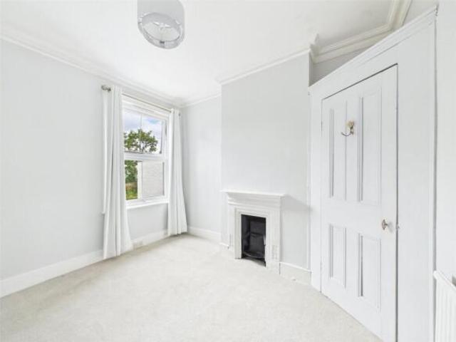 3 bedroom terraced house for rent in Amyand Park Road, St Margarets, TW1