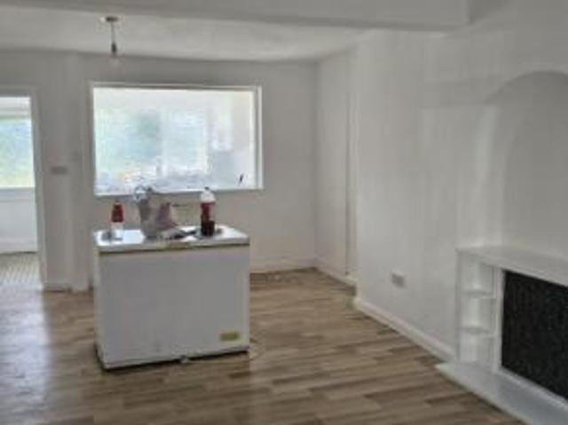 3 bedroom terraced house for rent in Addenbrooke Road, Smethwick, B67