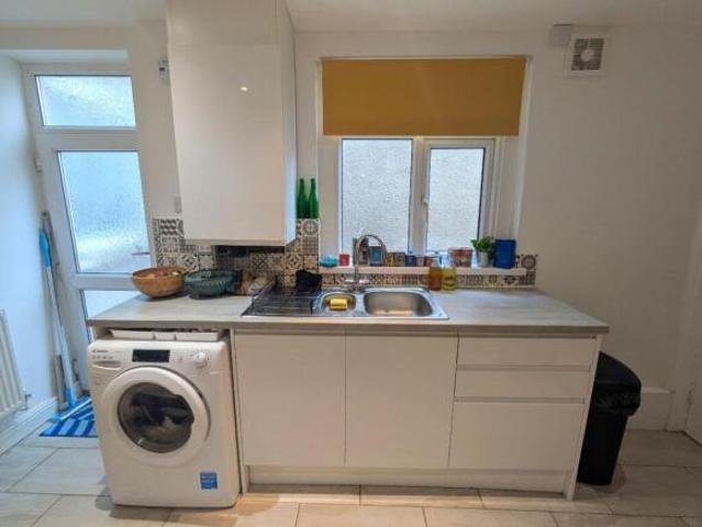 3 bedroom terraced house for rent in Adeline Street, Cardiff, CF24
