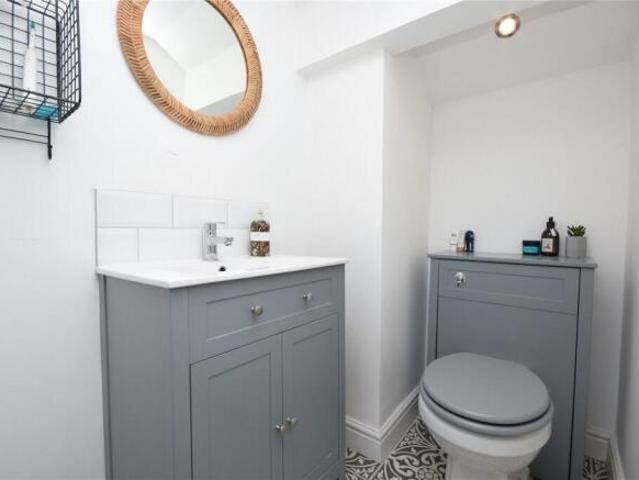 3 bedroom terraced house for rent in Airedale Mount, Leeds, West Yorkshire, LS13