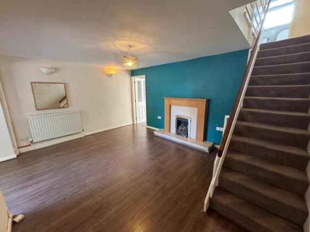 3 bedroom terraced house for rent in Alwards Close, Derby, City, DE24