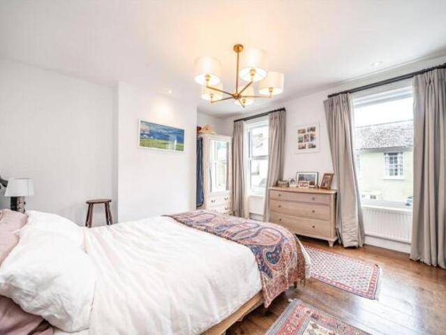 3 bedroom terraced house for rent in Algar Road, Old Isleworth, TW7
