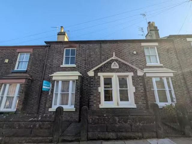 3 bedroom terraced house for rent in Allerton Road, Woolton, L25