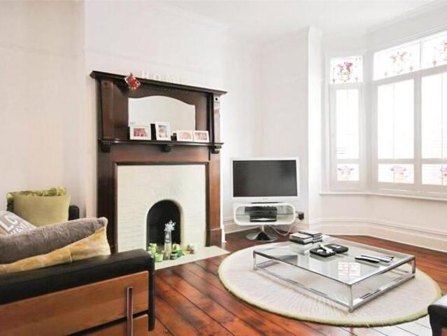 3 bedroom terraced house for rent in Arley Avenue, West Didsbury, Manchester, M20