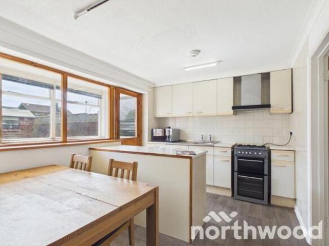 3 bedroom terraced house for rent in Arlington, South Ashford, TN23