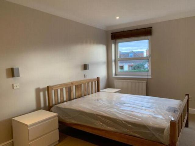 3 bedroom terraced house for rent in Arran Mews, Ealing, London, W5