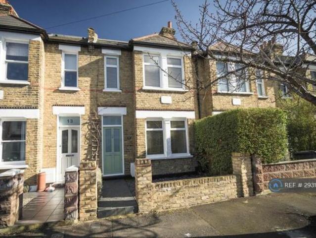 3 bedroom terraced house for rent in Aston Road, London, SW20