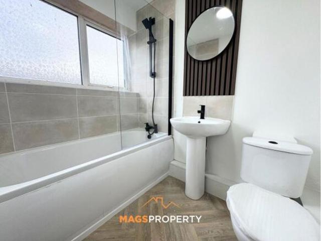 3 bedroom terraced house for rent in Ashburn Avenue, Liverpool, L33
