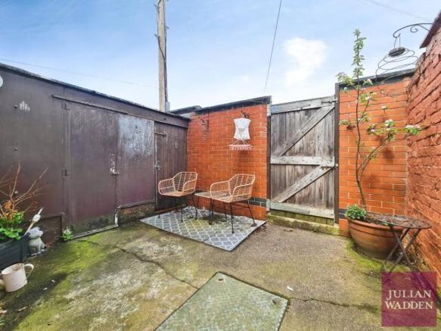 3 bedroom terraced house for rent in Ashton New Road, Manchester, Greater Manchester, M11