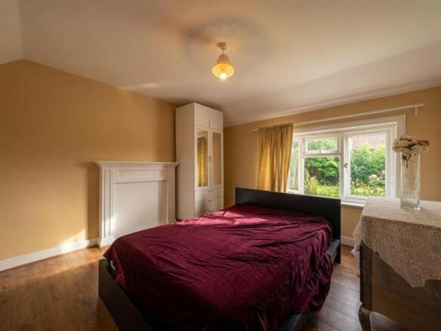 3 bedroom terraced house for rent in Attewood Avenue, London, NW10