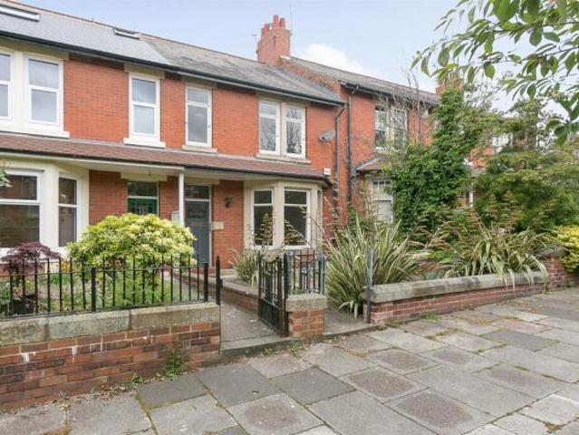 3 bedroom terraced house for rent in Auburn Gardens, Fenham, Newcastle upon Tyne, NE4