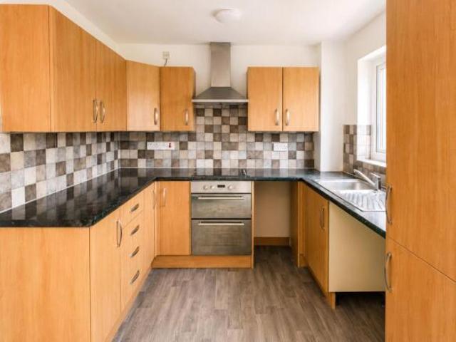 3 bedroom terraced house for rent in Aughton Court, Lancaster, Lancashire, LA1