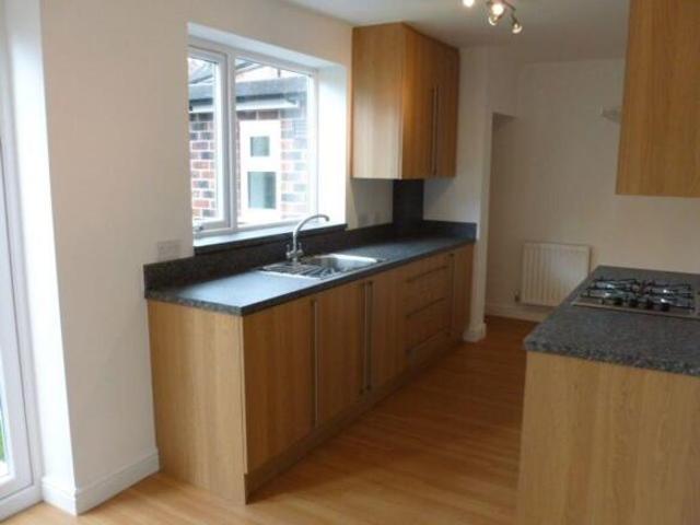 3 bedroom terraced house for rent in Avening Walk, Wythenshawe, M22 1BX, M22