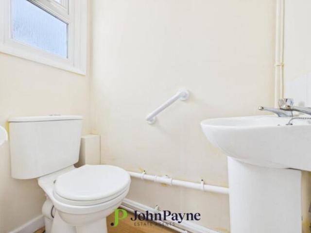 3 bedroom terraced house for rent in Avondale Road, Earlsdon, Coventry, CV5