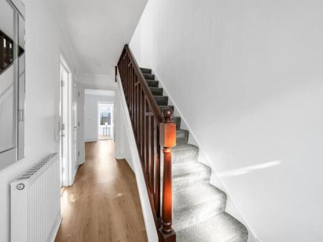 3 bedroom terraced house for rent in Azriel Terrace, Kent Road, West Wickham, BR4