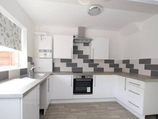 3 bedroom terraced house for rent in Bollin Walk Stockport SK5