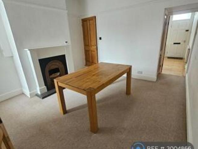3 bedroom terraced house for rent in Bathley St, Nottingham, NG2
