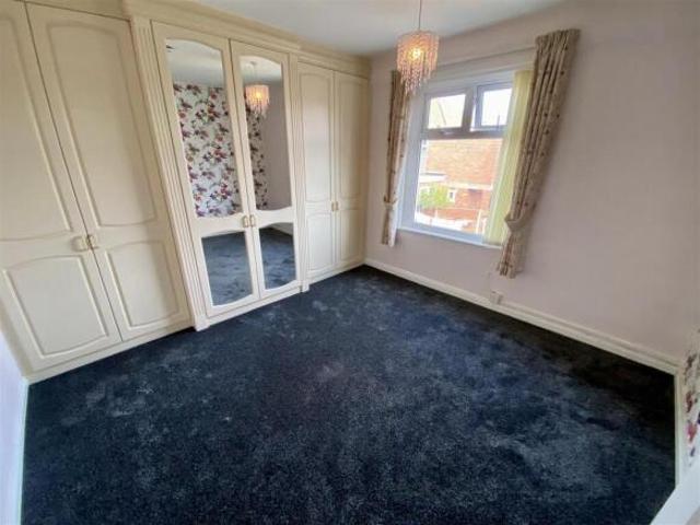 3 bedroom terraced house for rent in Barkers Butts Lane, Coundon, Coventry, CV6