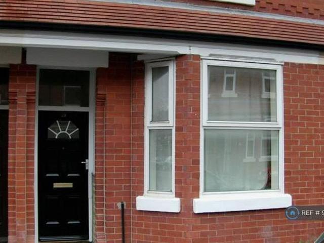 3 bedroom terraced house for rent in Beveridge Street Manchester M14