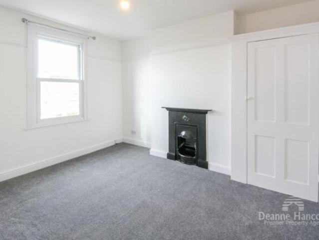3 bedroom terraced house for rent in Beauchamp Crescent, Plymouth, PL2