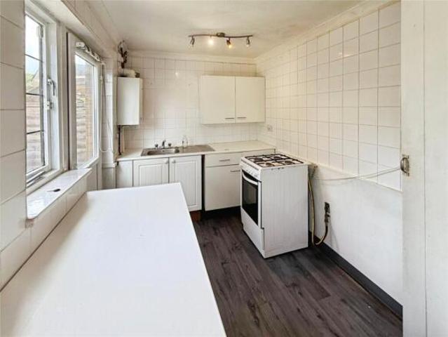 3 bedroom terraced house for rent in Beecham Berry, Basingstoke, Hampshire, RG22