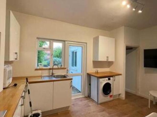 3 bedroom terraced house for rent in Bellevue Park, Bristol, BS4