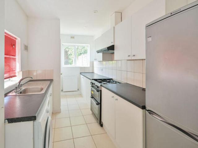 3 bedroom terraced house for rent in Benskin Road, Watford, WD18 0HW, Watford, WD18