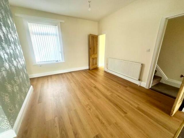 3 bedroom terraced house for rent in Bentley Road, DONCASTER, DN5