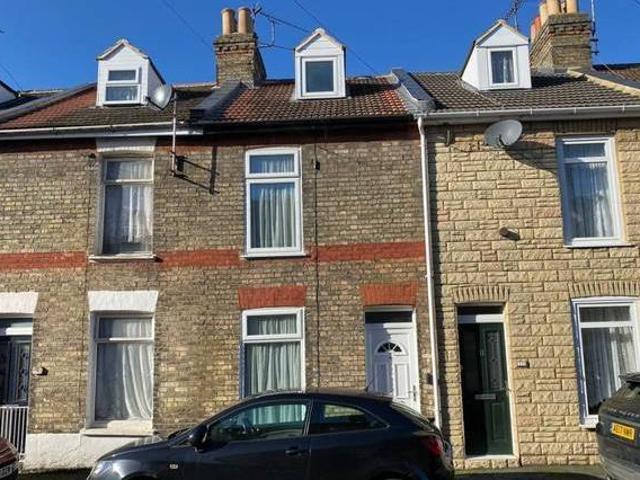 3 bedroom terraced house for rent in Birchwood Street King s Lynn PE30