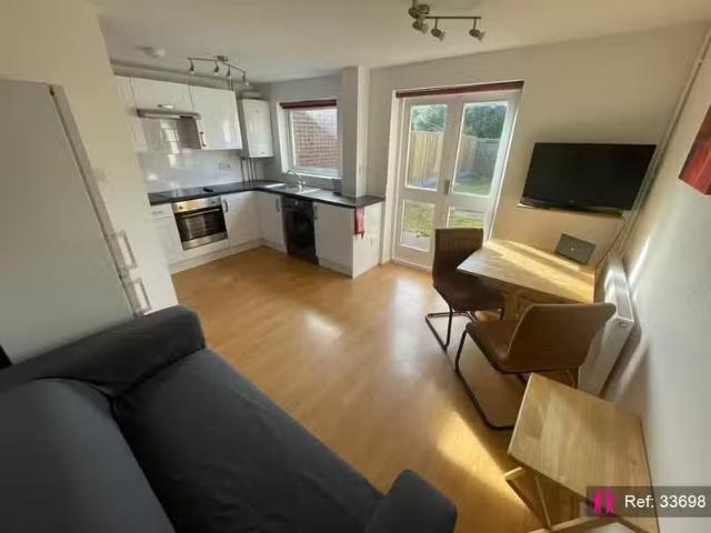 3 bedroom terraced house for rent in Bishops Way, Canterbury.
