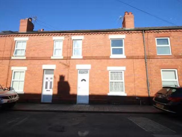 3 bedroom terraced house for rent in Bradford Street, Chester.