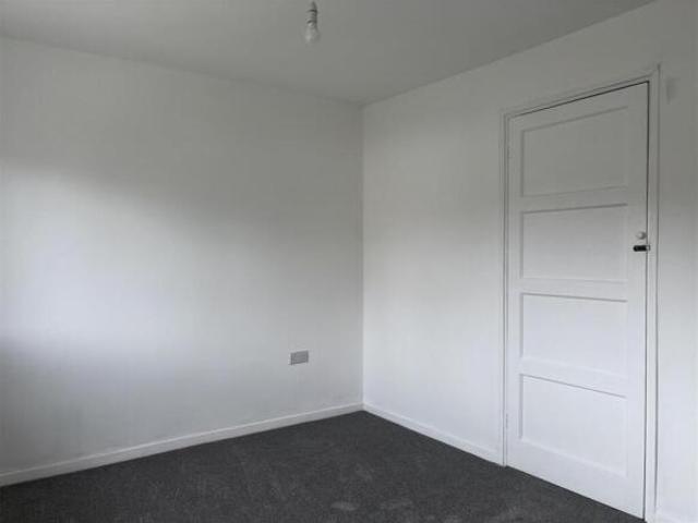 3 bedroom terraced house for rent in Brinnington Road, Stockport, SK5